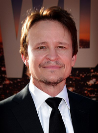 Astrology birth chart for Damon Herriman